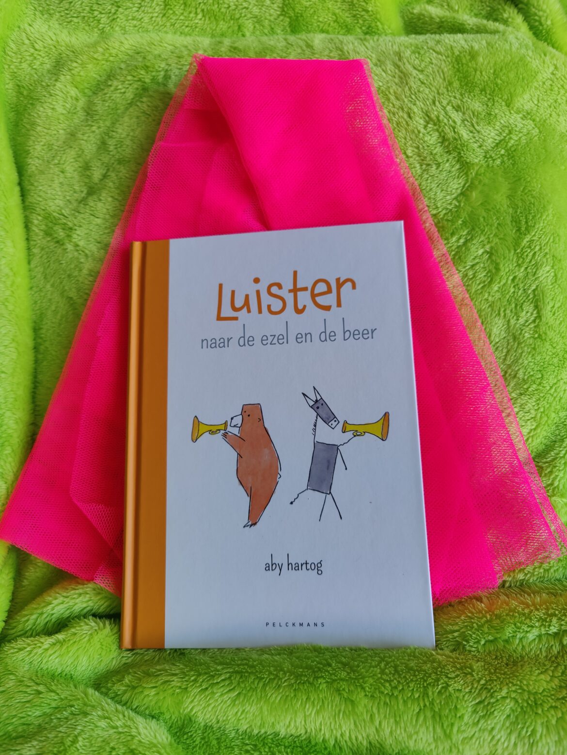 Luister naar de ezel en de beer - Aby Hartog - Boekenfreaks